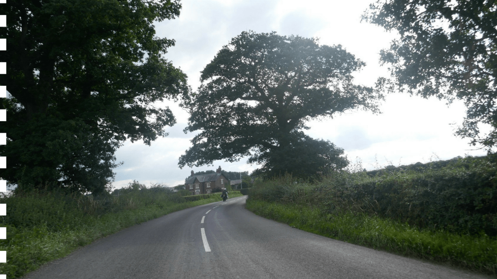 B-roads, où comment choisir les bons itinéraires - les Zavalbitumes